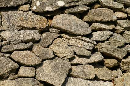 Comment constuire un muret en pierre