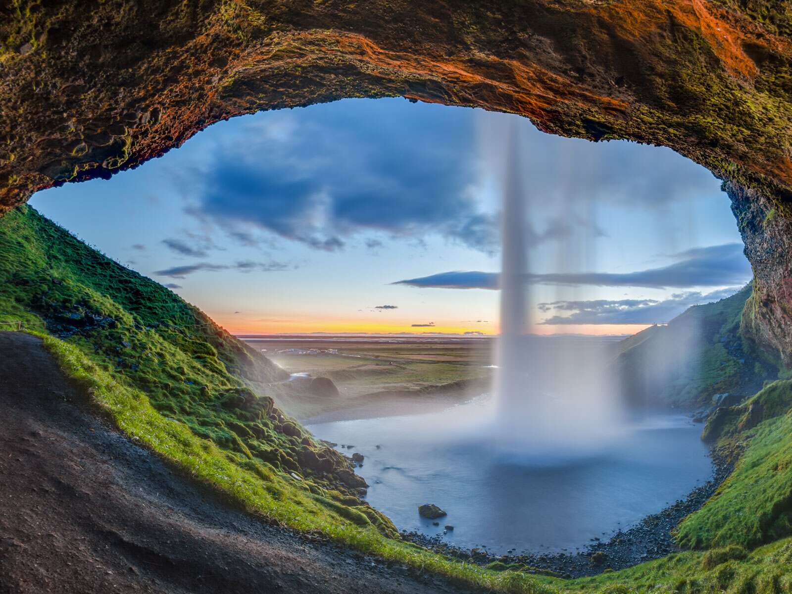 Islande, chute d'eau Seljalandsfoss au coucher du soleil - Fond d'écran ...