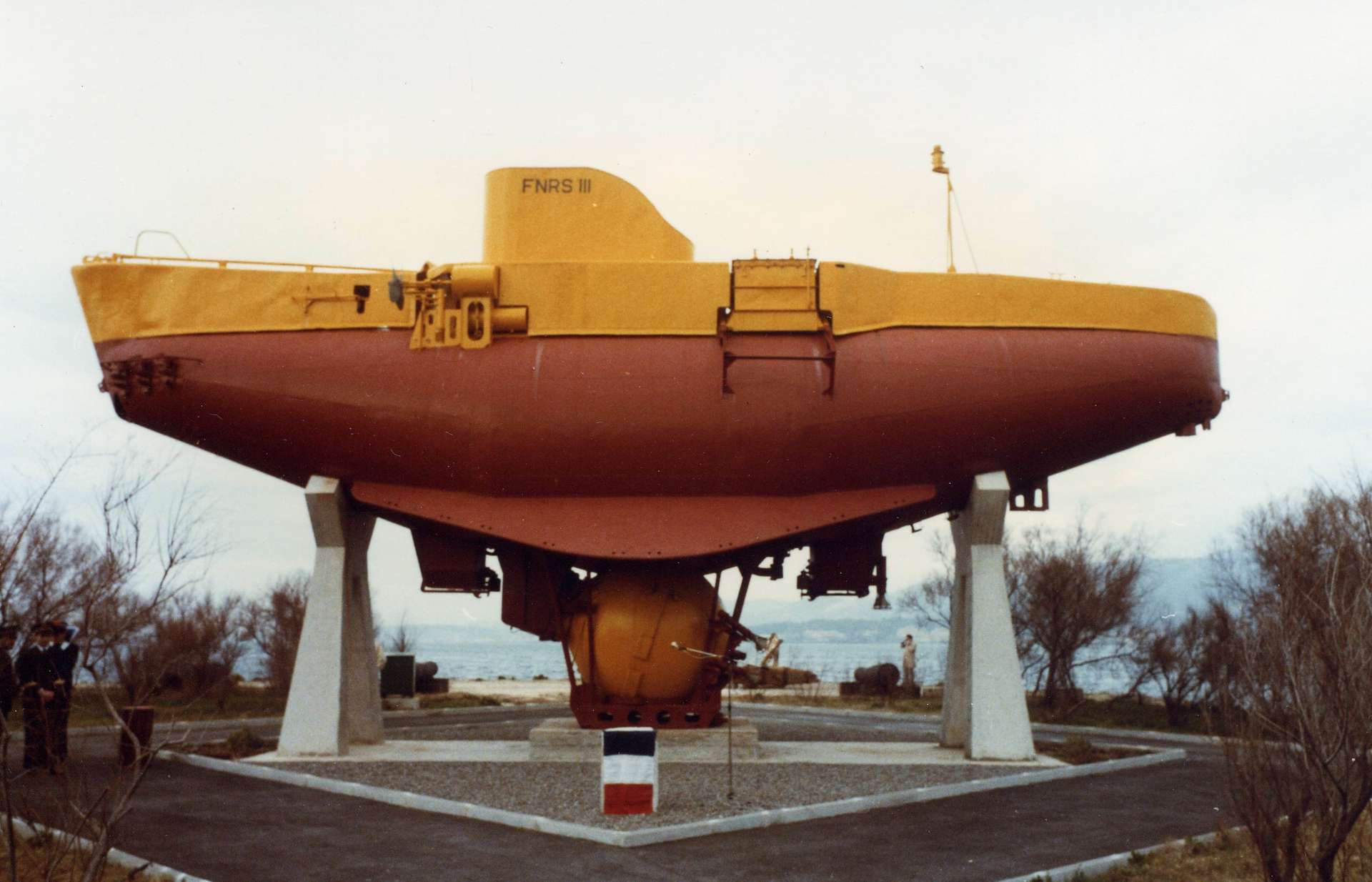 Définition | Exploration des profondeurs marines : le bathyscaphe d ...