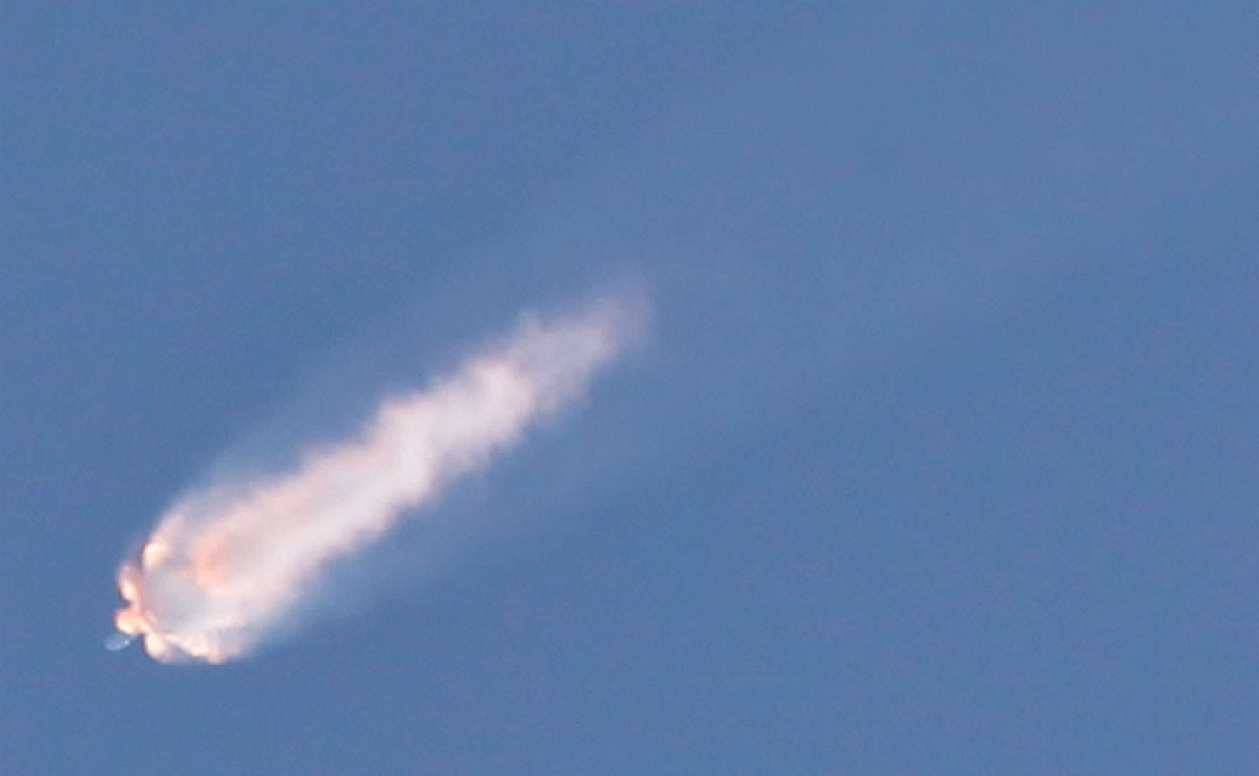 Pourquoi le Falcon 9 de SpaceX a-t-il explosé en vol