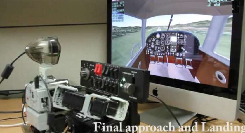 En vidéo : Pibot, le robot qui veut piloter un avion
