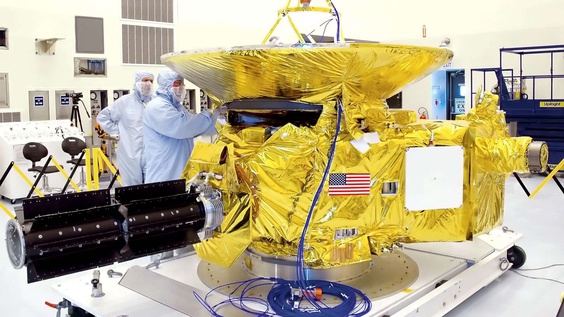 La construction d'un satellite révélée en time-lapse