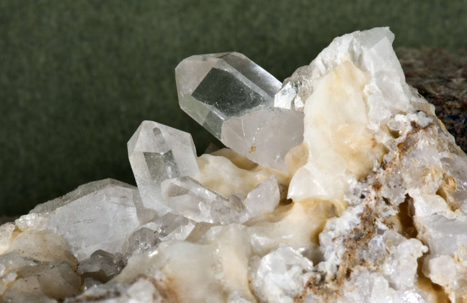 Comment se sont formés les quartz des Alpes