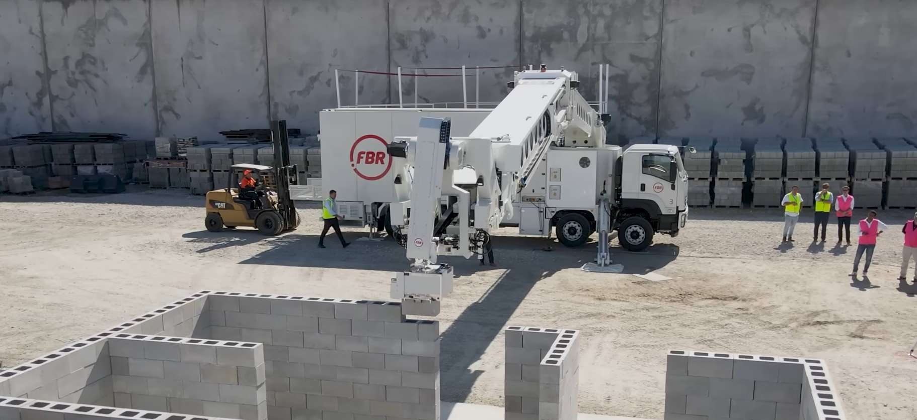 Ce robot peut construire un mur en un temps record