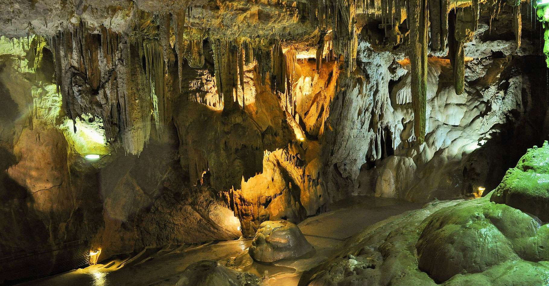 Grottes et cavernes : livres et sites Internet | Dossier