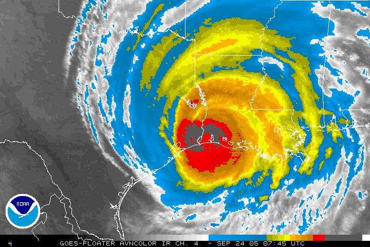 Rita touche la côte américaine - Photos Futura