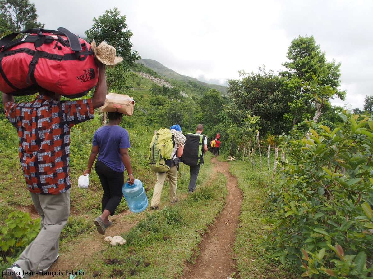 Anba Macaya/4 : les premières conclusions de l'expédition