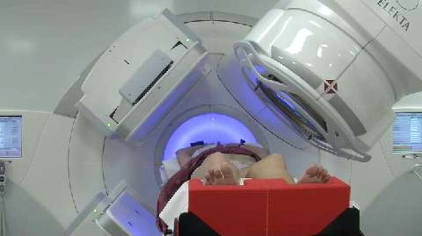 La radiothérapie anticancer à très haut débit de dose