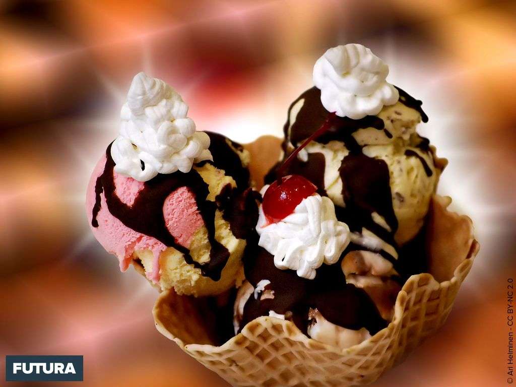 Fond d'écran | Cornet de glace framboise vanille