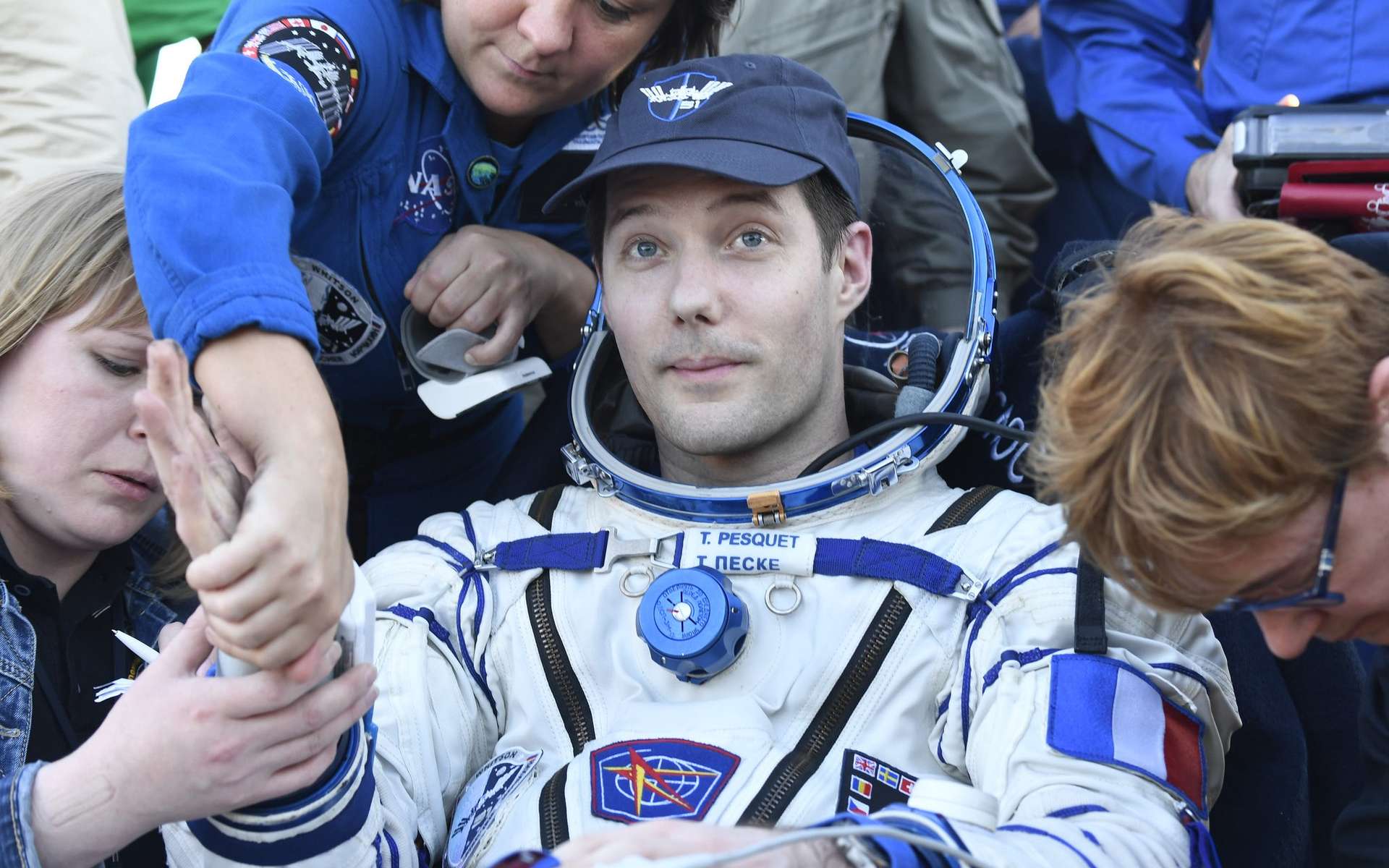 Vidéo Thomas Pesquet Première Interview Après Son Retour Sur Terre