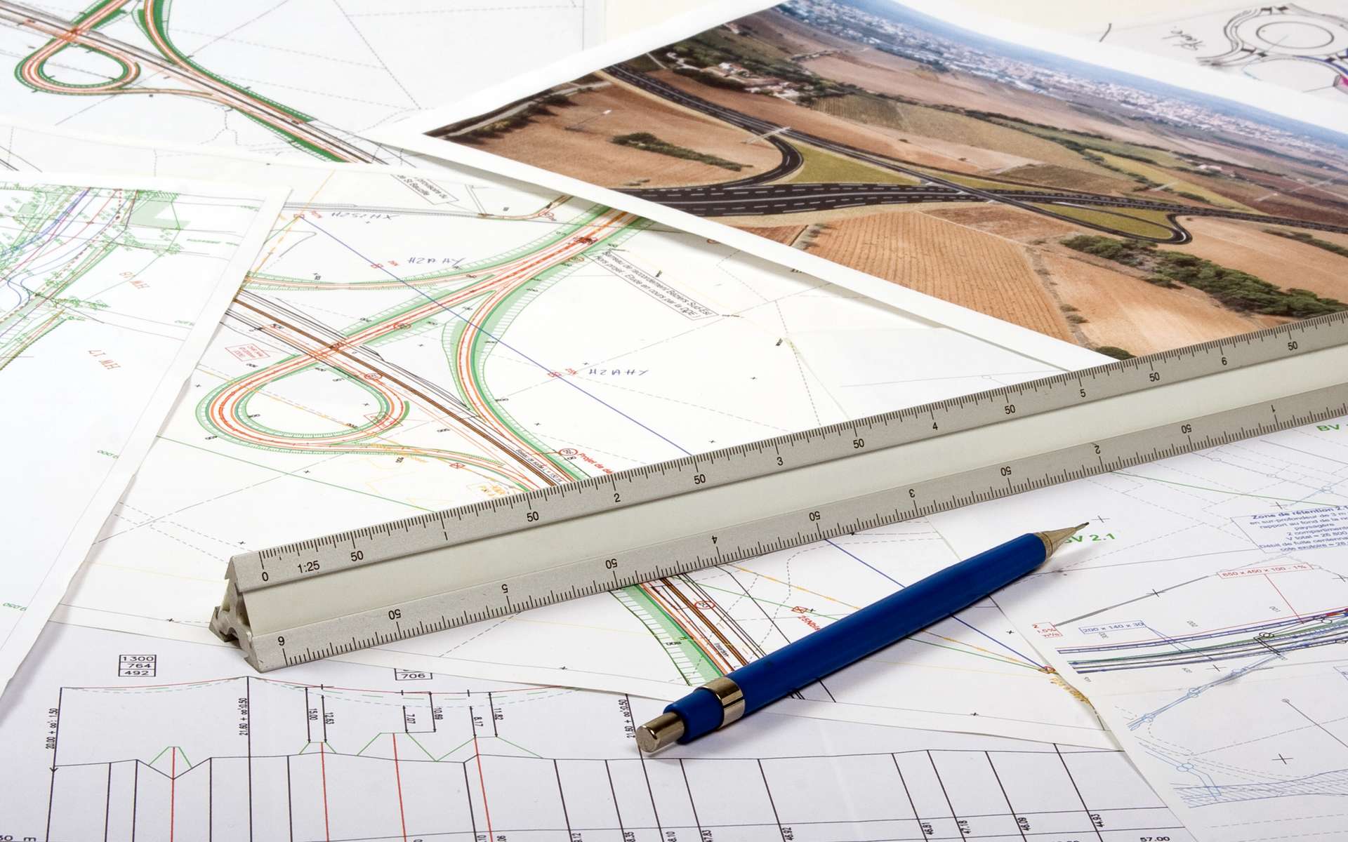 Devenir géomaticien : formations, débouchés, salaire...