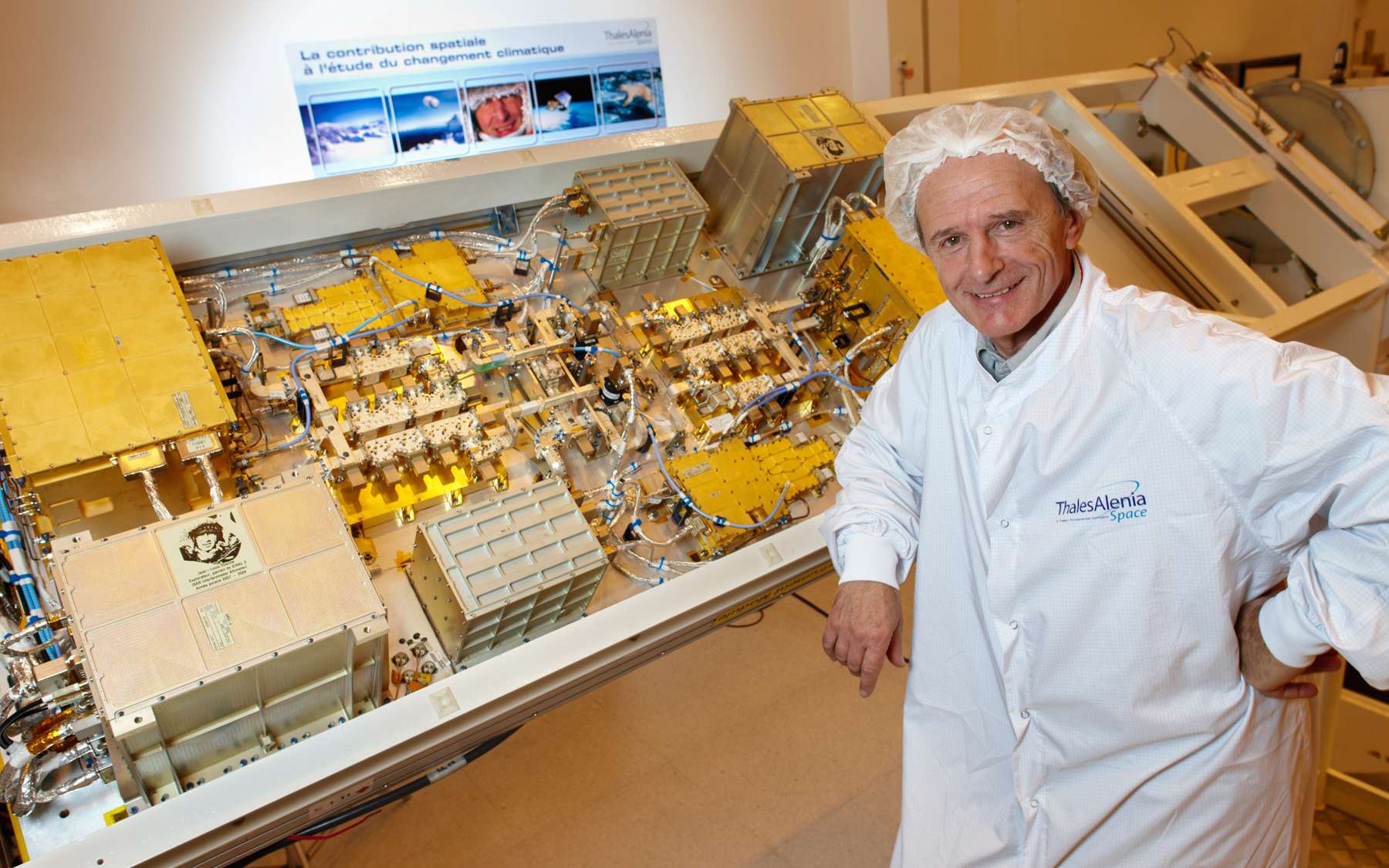 Sur le satellite Cryosat-2, Siral saura décrypter les glaces polaires