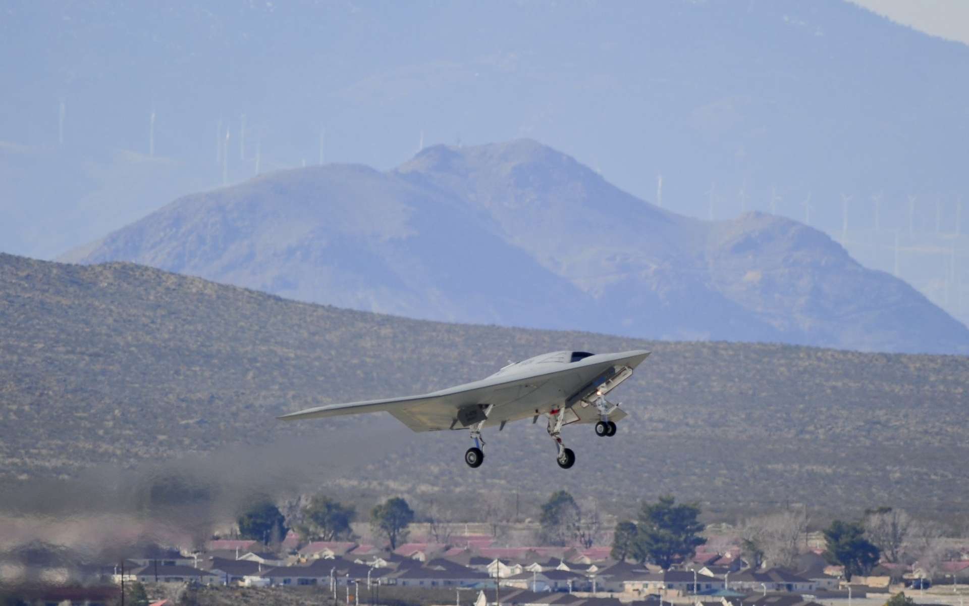 En vidéo : le X47B, un drone – vraiment – automatique