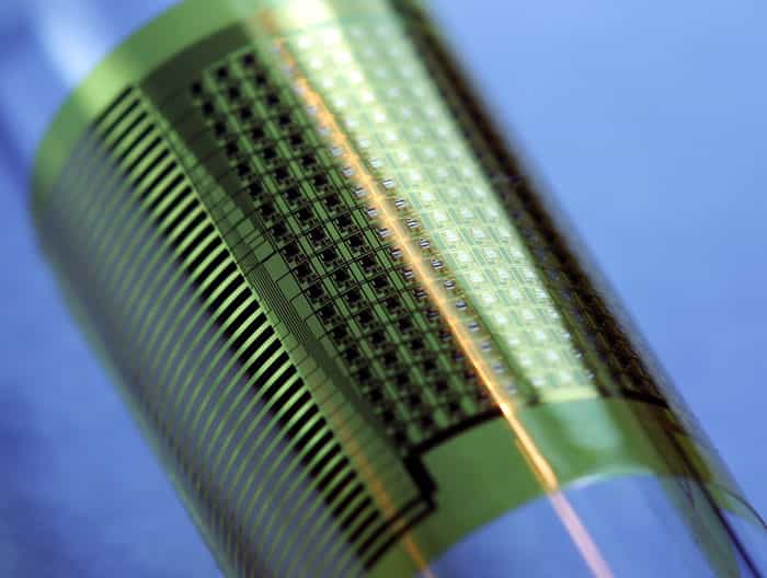 Des électrodes à même le cerveau