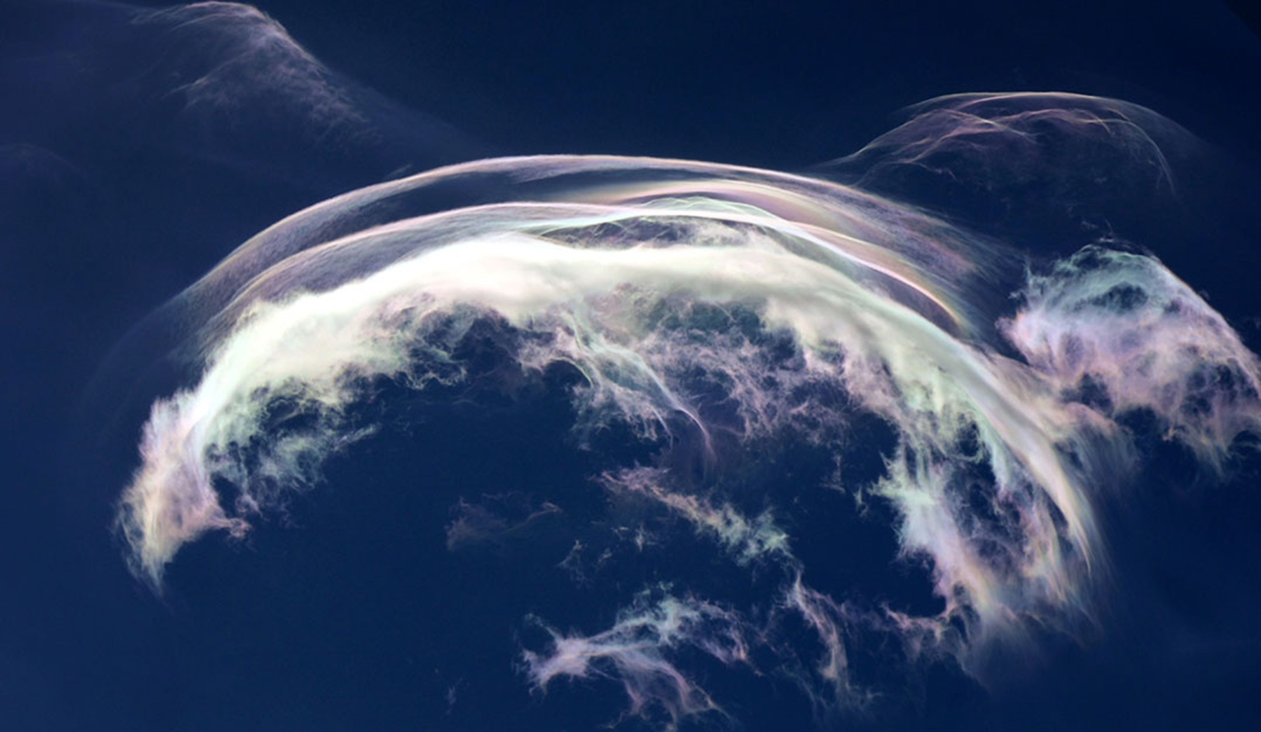 Phénomène météo extraordinaire : un nouveau nuage découvert, le ...